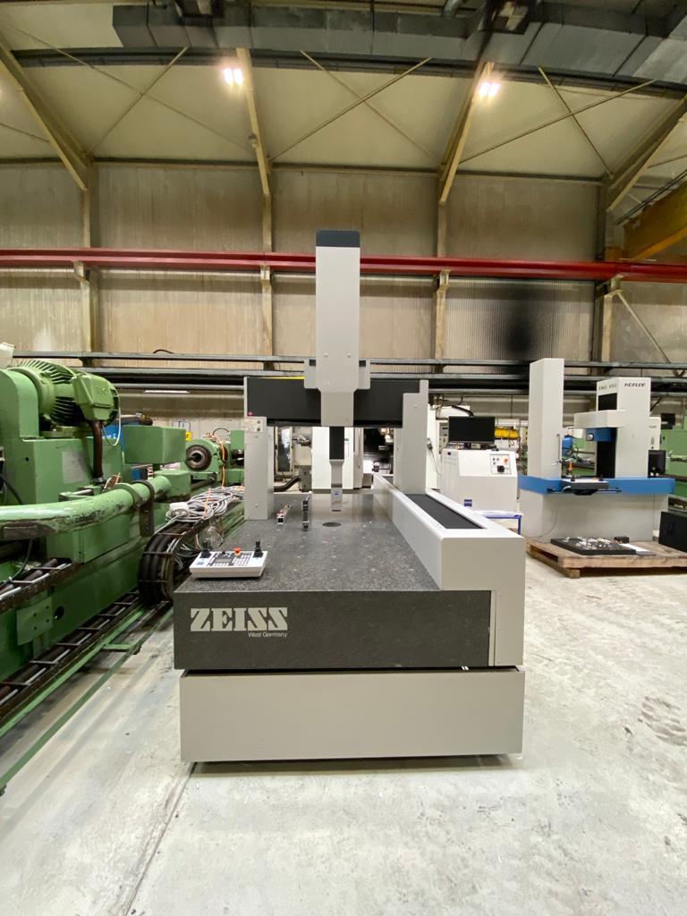 SWH GmbH - Dreikoordinaten Messmaschine - CARL ZEISS UMC 850