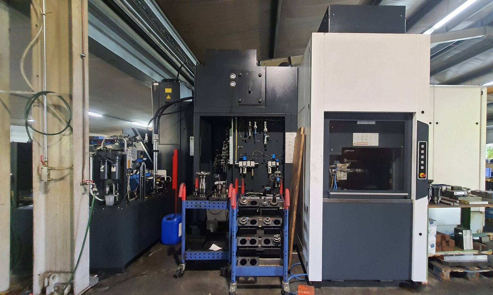 SWH GmbH - !!! Archiv !!! - CNC - Bearbeitungszentrum - HELLER HF 5500 DL